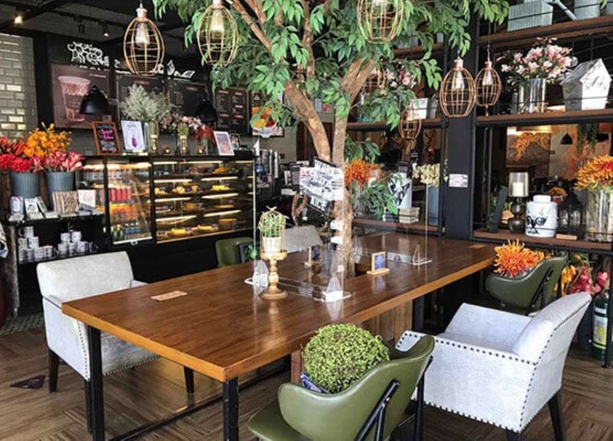 Best Al Fresco Dining Spot in Laguna & Cavite | Crown Aseisa