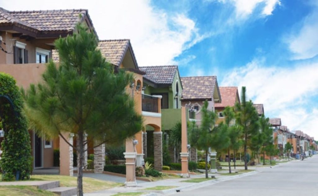 Good Relationship with Neighbors | Crown Asia