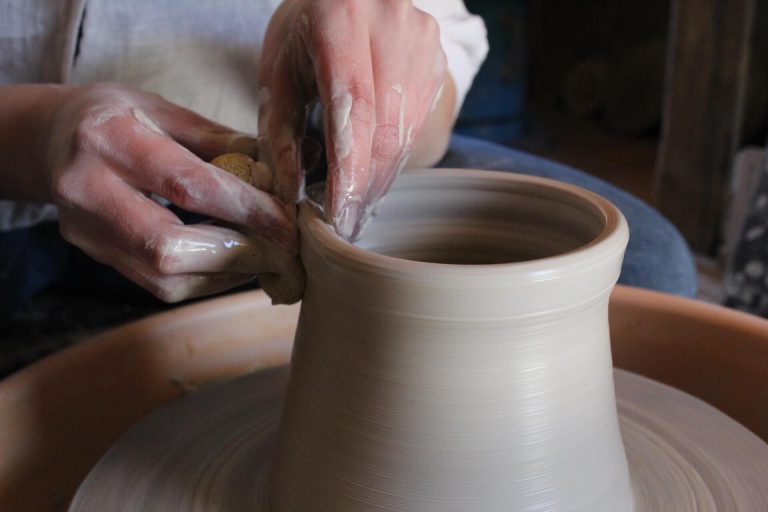 Best Pottery Making Classes in the Philippines | Crown Asia