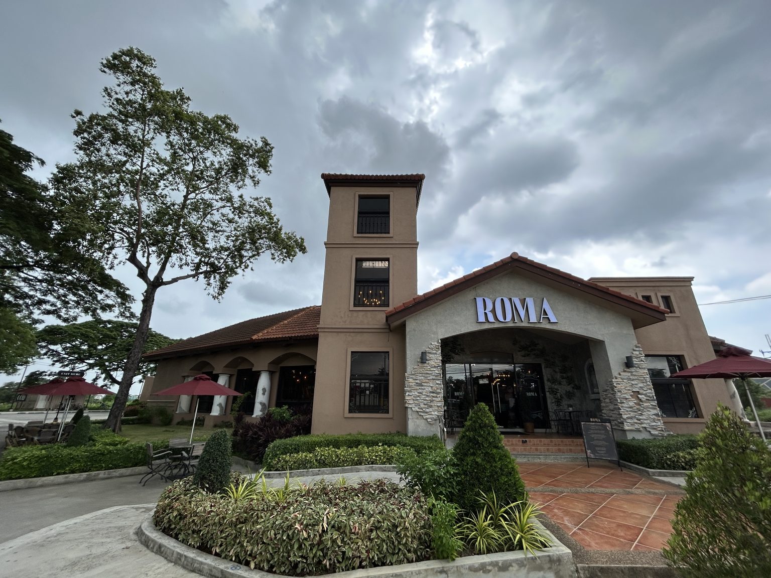 Instagrammable Places to Visit in Bacoor Cavite - Crown Asia