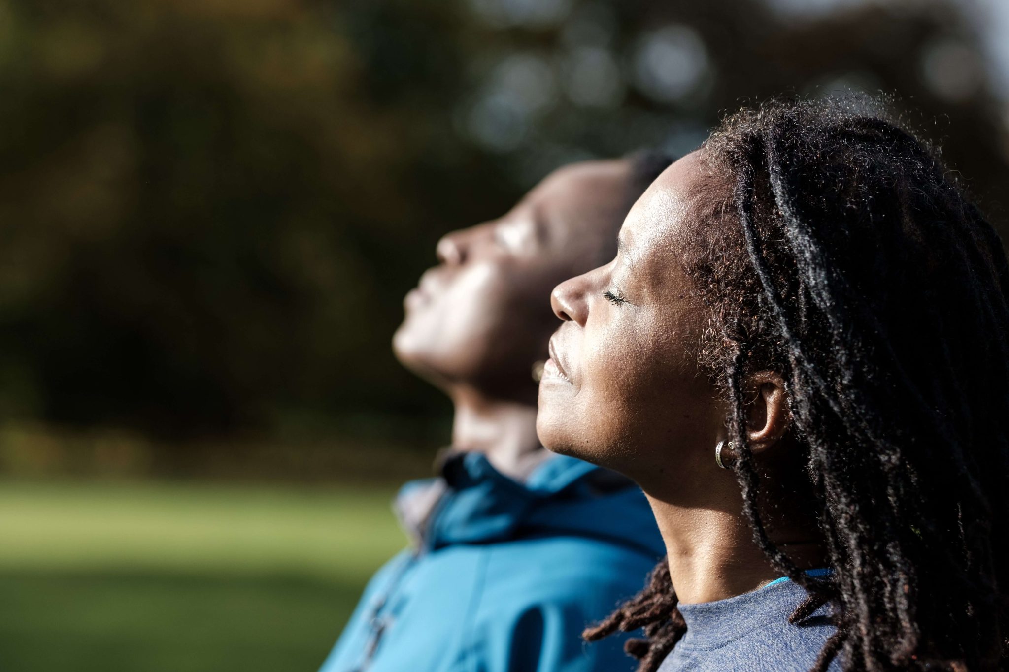 Filipino Building a House | Crown Asia